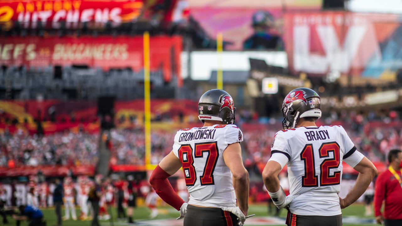 "Buc & Cover" - The Daily Blitz